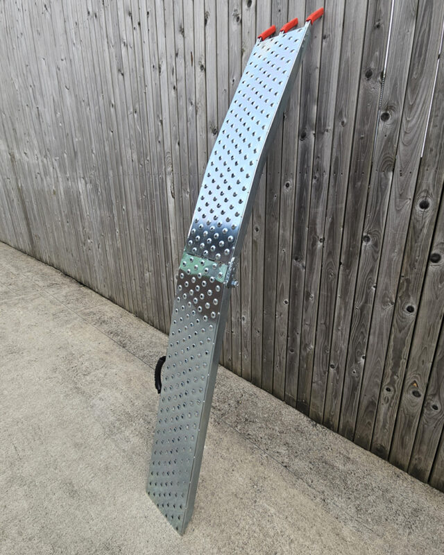 Folding Ramps Set (500kg) - compact and tough - Sheds Direct Ireland